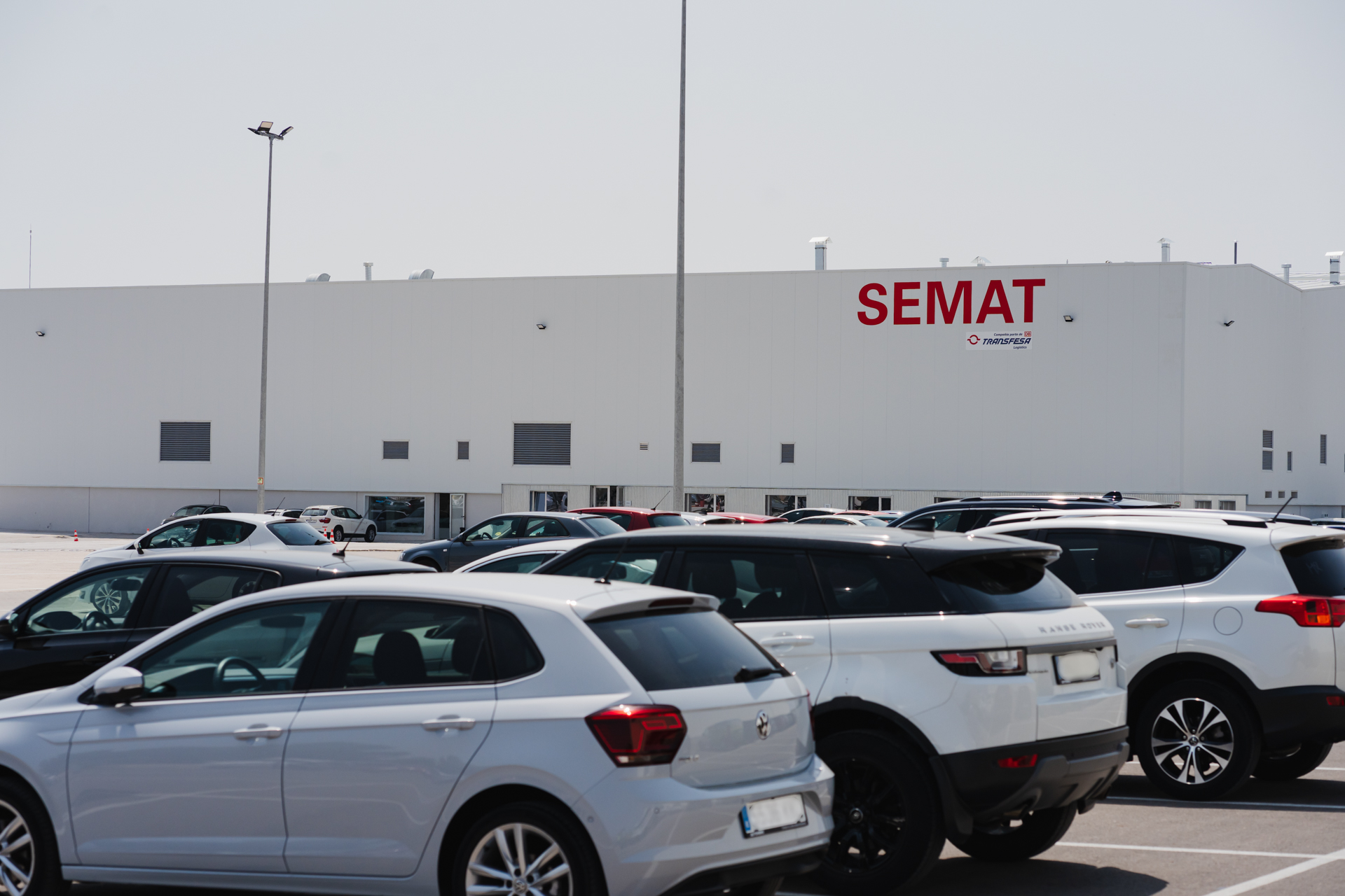 El Grupo Transfesa vende su filial SEMAT a Groupe CAT en el marco del plan de transformación de ...